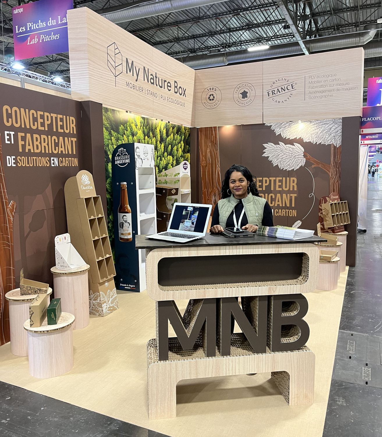 Salon Natexpo à Paris : le salon du bio - My Nature Box, PLV et stand en carton